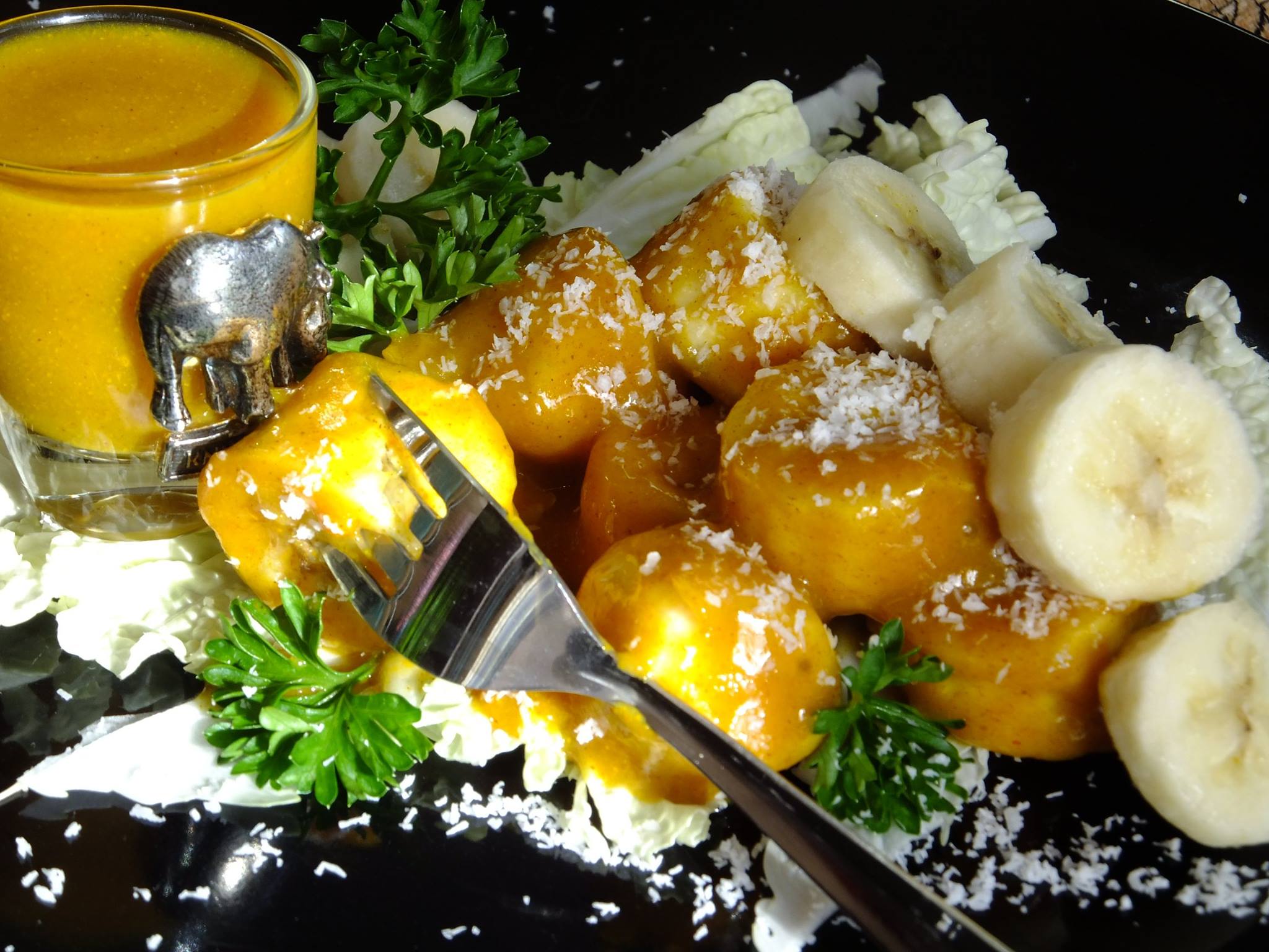 Piesang slaai met uien - Mijn Afrika